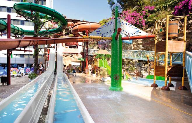 Magic Aqua Rock Gardens in Benidorm | TUI.co.uk