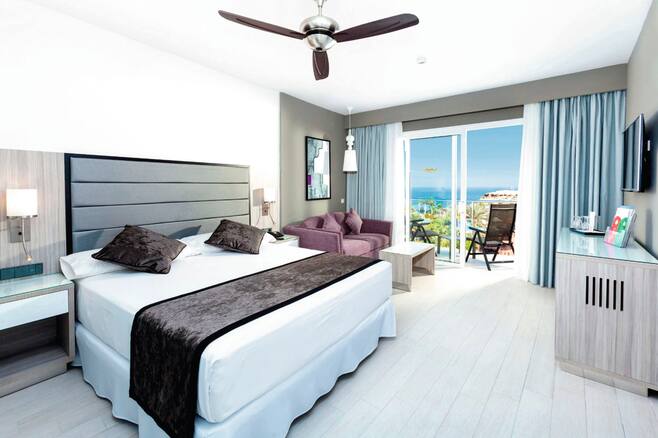 Hotel Riu Palace Tenerife in Costa Adeje | TUI.co.uk