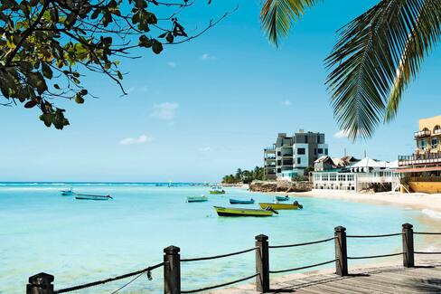 Barbados Beach Club in Maxwell | TUI.co.uk