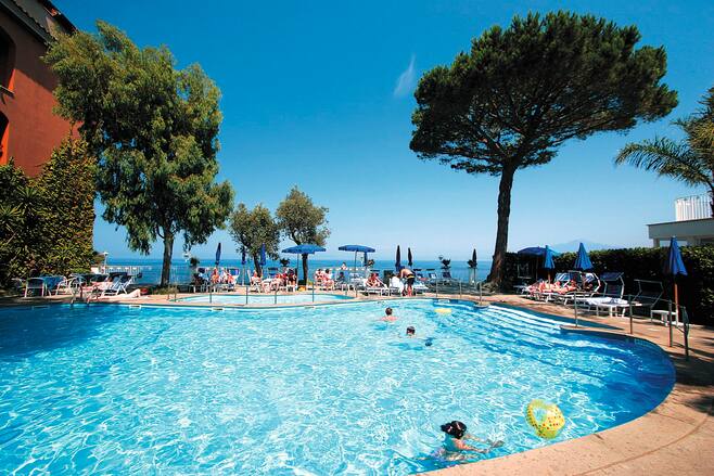 Grand Hotel Riviera in Sorrento | TUI.co.uk