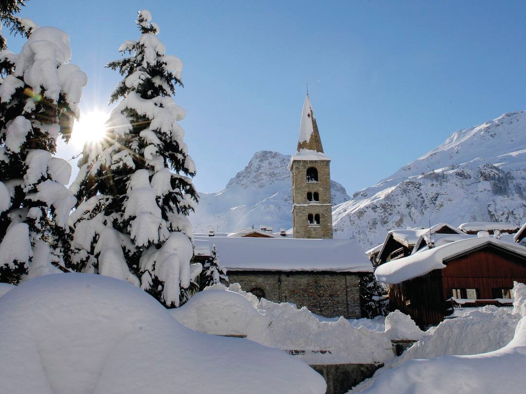 Val d'Isere Skiing | Val d'Isere Ski Resort | Crystal Ski