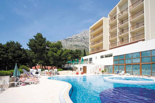Hotel Horizont in Baska Voda | TUI.co.uk