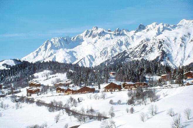 Skiing In France | Ski Resorts In France | Crystal Ski