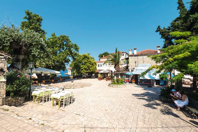 Things to do in Kalithea | TUI.co.uk