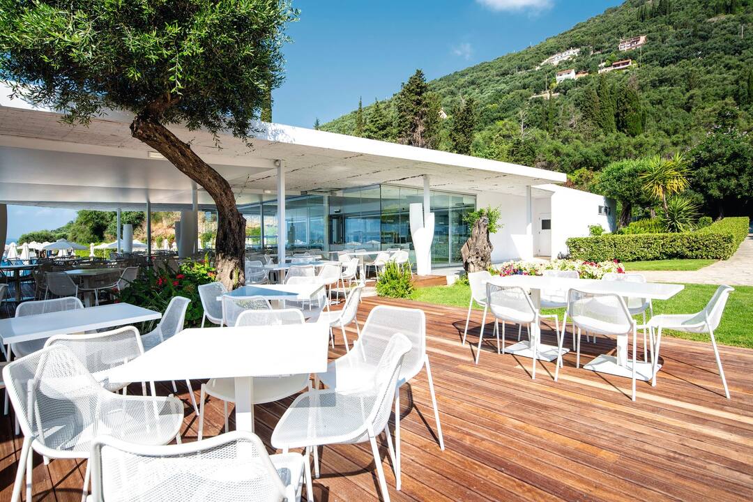 TUI BLUE Atlantica Nissaki Beach Hotel, Corfu - Holiday Hypermarket