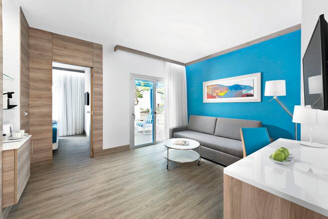Elba Lanzarote Royal Village Resort in Playa Blanca | TUI.co.uk