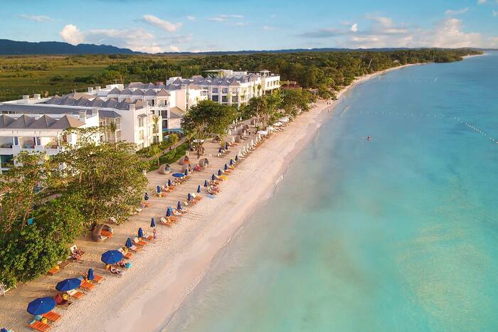 Azul Beach Resort Negril by Karisma in Negril | TUI.co.uk