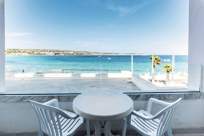db Seabank Resort & Spa in Mellieha Bay | TUI.co.uk