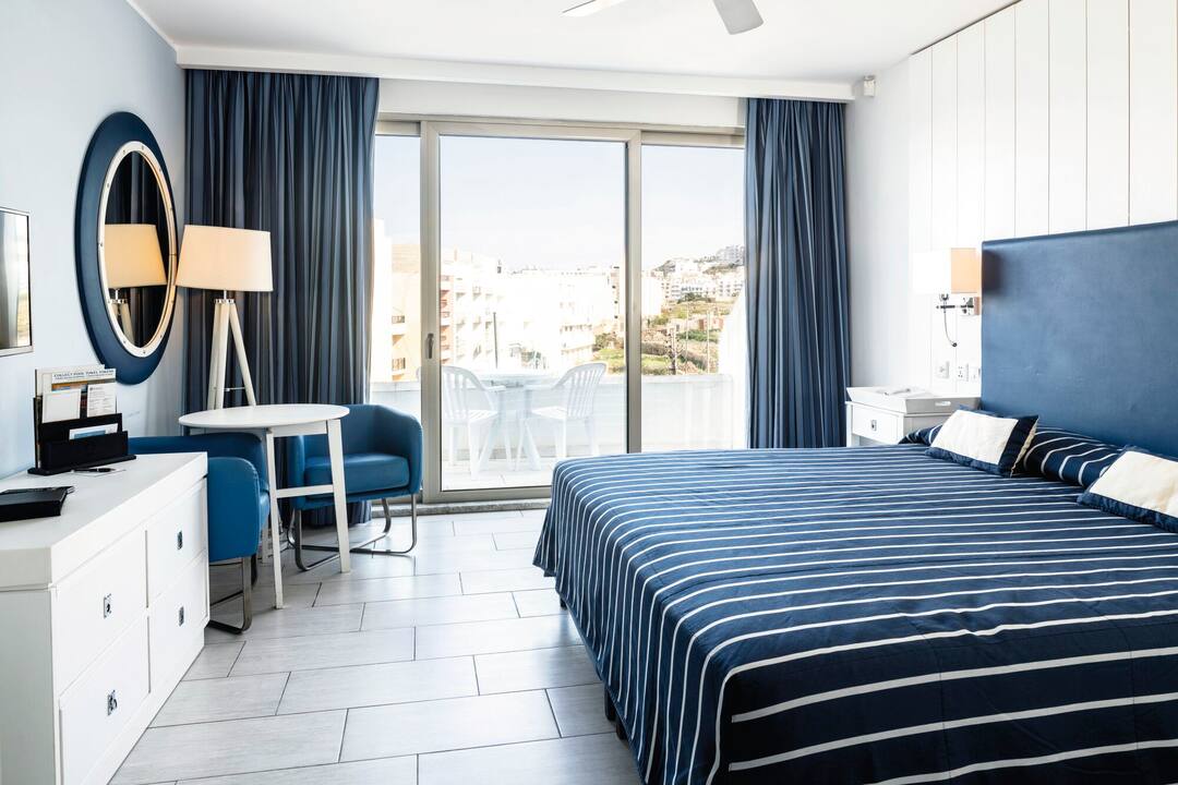 db Seabank Resort & Spa in Mellieha Bay | TUI.co.uk