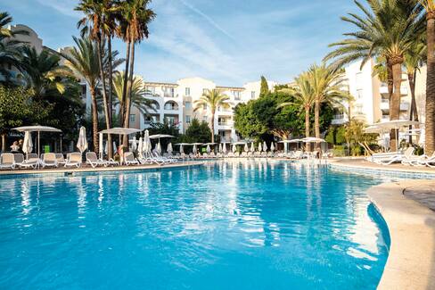 Hotels in Majorca 2022 / 2023 from £210 | TUI