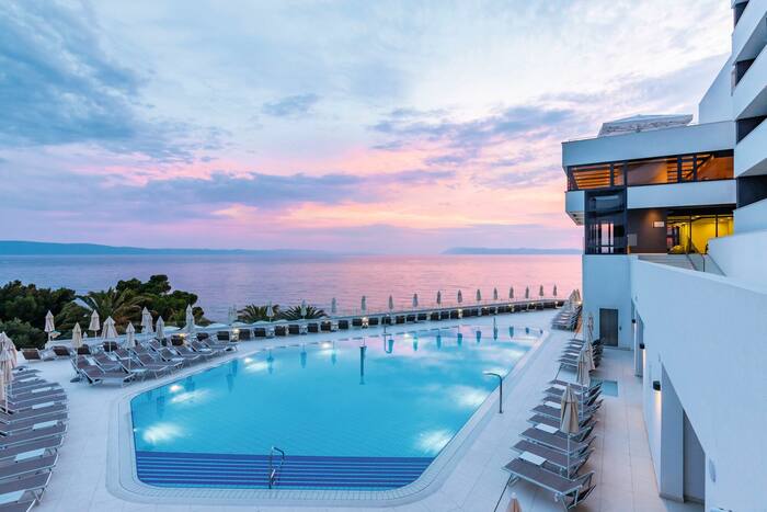 Medora Auri Hotel in Podgora | TUI.co.uk