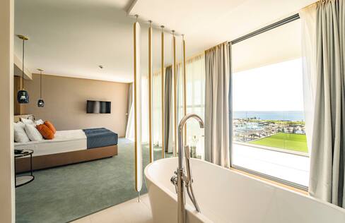 Wave Resort in Pomorie | TUI.co.uk