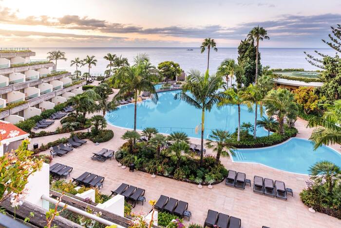 Hotel Pestana Carlton Madeira Premium Ocean Resort in Funchal | TUI.co.uk