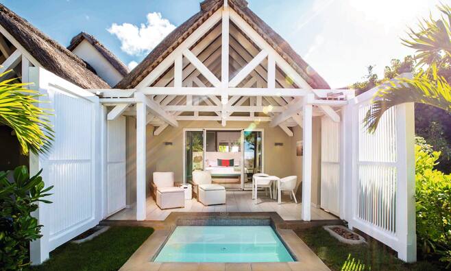 Radisson Blu Azuri Resort & Spa in Haute Rive | TUI.co.uk