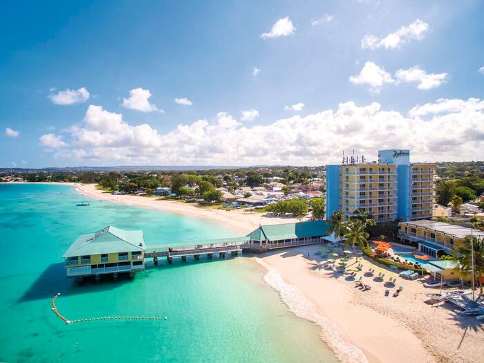 Radisson Aquatica Resort Barbados in Hastings | TUI.co.uk