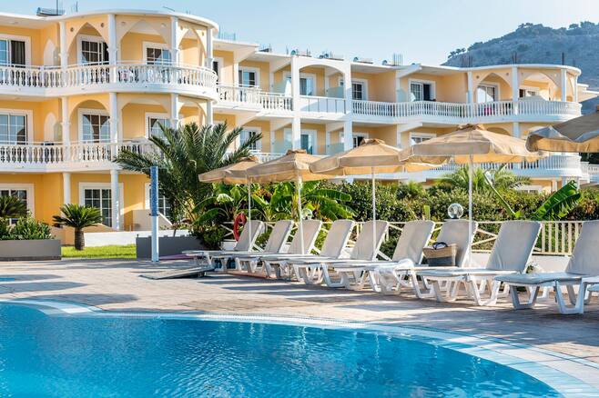 Cosmos Maris in Lardos | TUI.co.uk