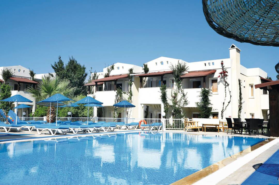 Summer Garden Suites and Beach Hotel in Bitez | FirstChoice.co.uk