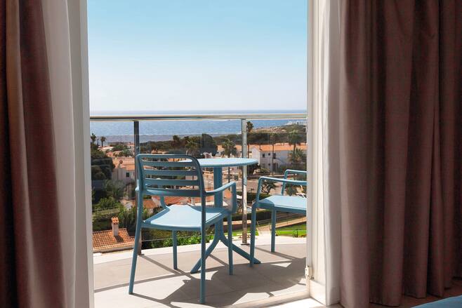 Alua Illa de Menorca in S'Algar | TUI.co.uk