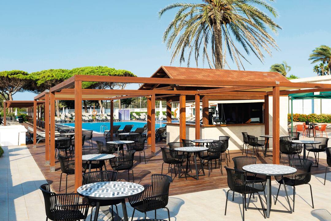 Alua Illa de Menorca Hotel, Menorca - Holiday Hypermarket