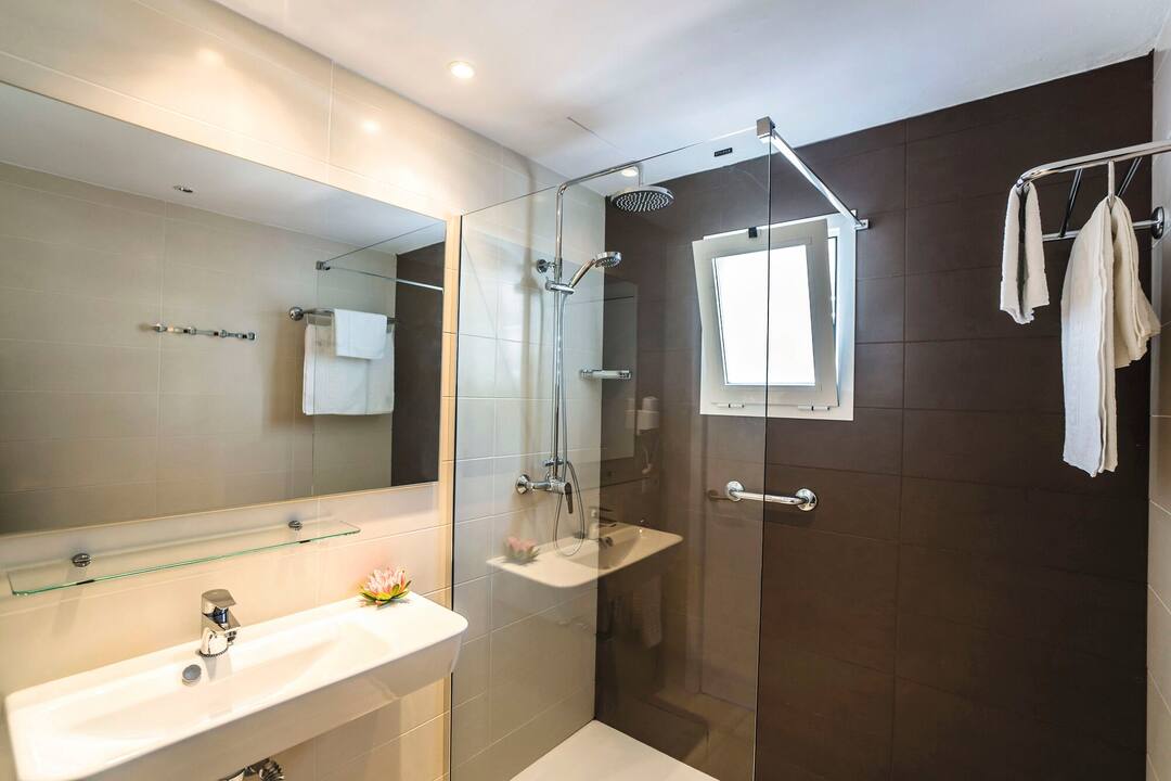 Santa Ponsa Holiday Center in Santa Ponsa | TUI.co.uk