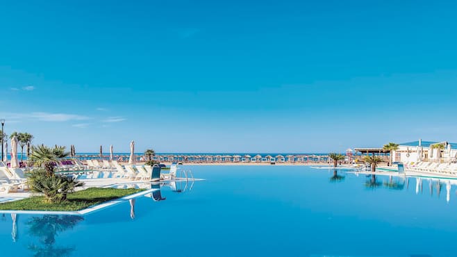 Azul Beach Resort Montenegro by Karisma in Ulcinj | TUI.co.uk