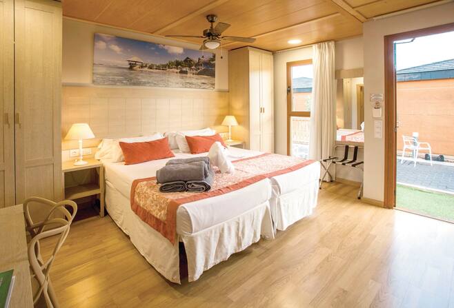 Magic Natura - Animal, Waterpark & Polynesian Lodge Resort in Benidorm ...