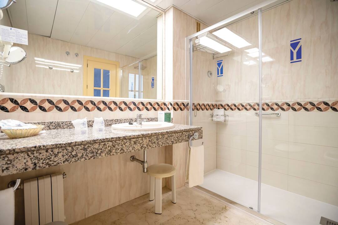 Hotel Yaramar in Fuengirola | TUI.co.uk