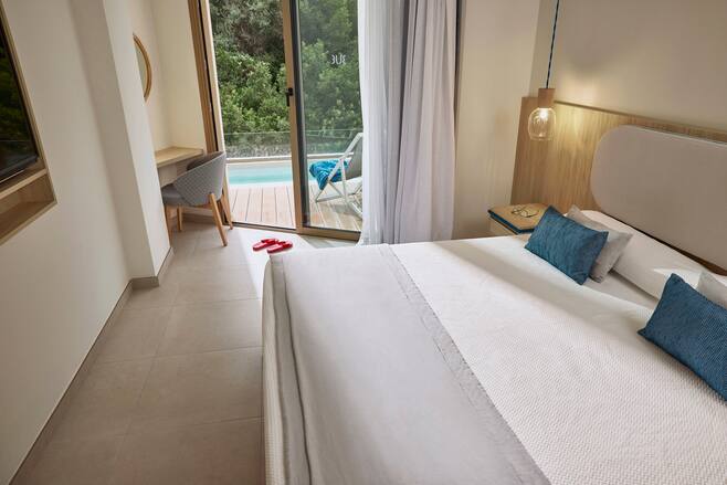 TUI BLUE Victoria Menorca in Santo Tomas | TUI.co.uk