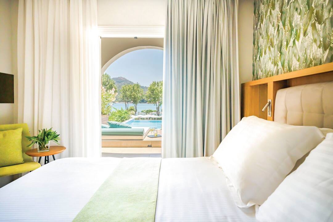 Dolce Attica Riviera in Athens | TUI.co.uk