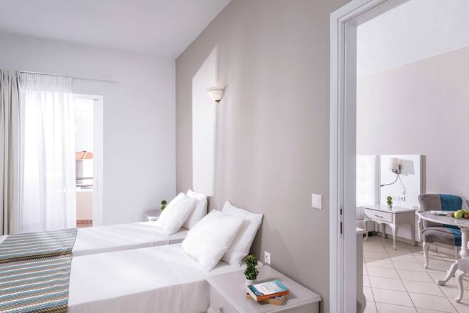 Dore Hotel in Aghia Marina | TUI.co.uk