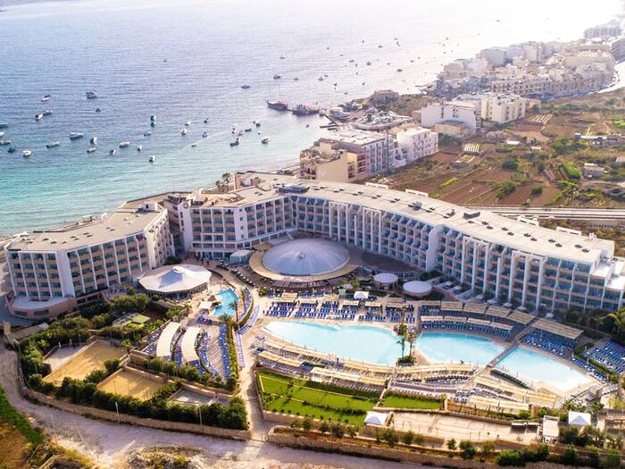 db Seabank Resort & Spa in Mellieha Bay | TUI.co.uk