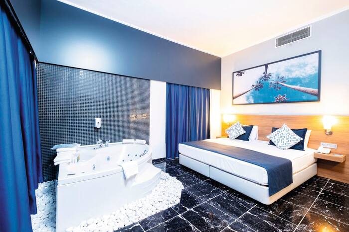 TUI BLUE Tropical in Sarigerme | TUI.co.uk
