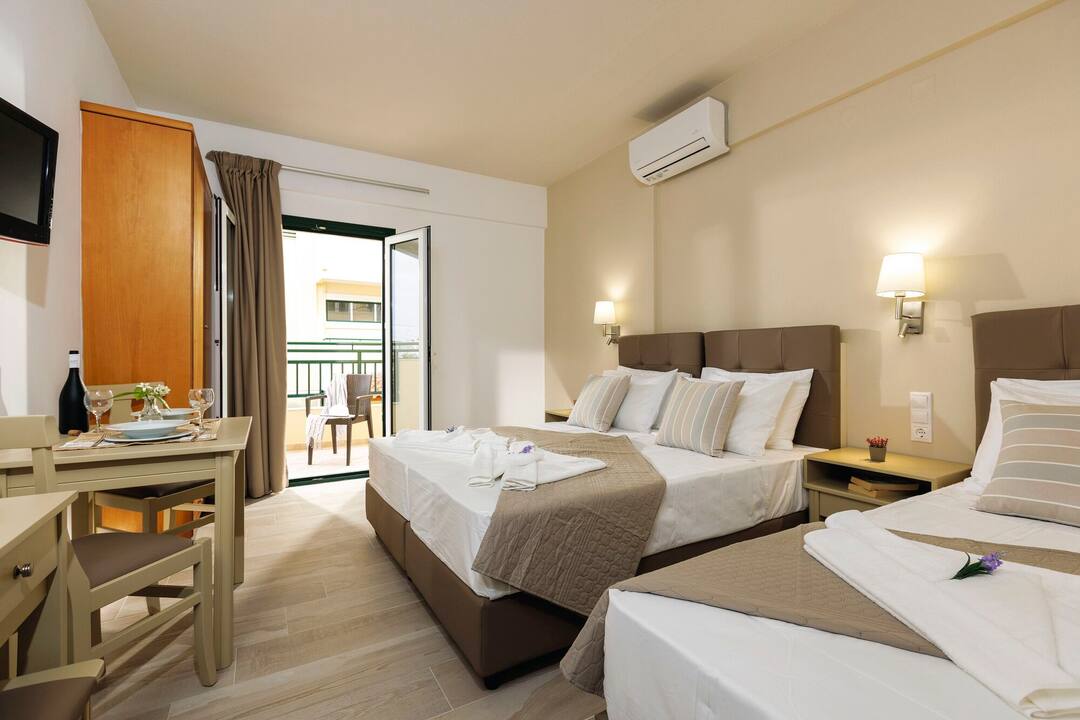 Panorama Studios and Apartments in Stalis | TUI.co.uk