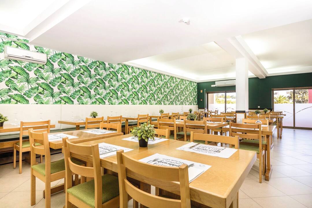 Ukino Terrace Algarve in Porches | FirstChoice.co.uk