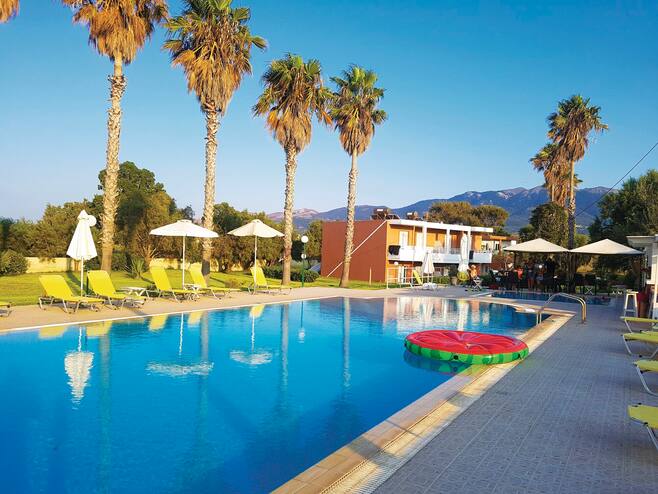 Jonathan Apartments in Tingaki | TUI.co.uk