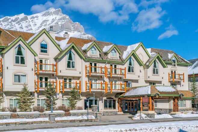 Rundlestone Lodge | Banff | Crystal Ski