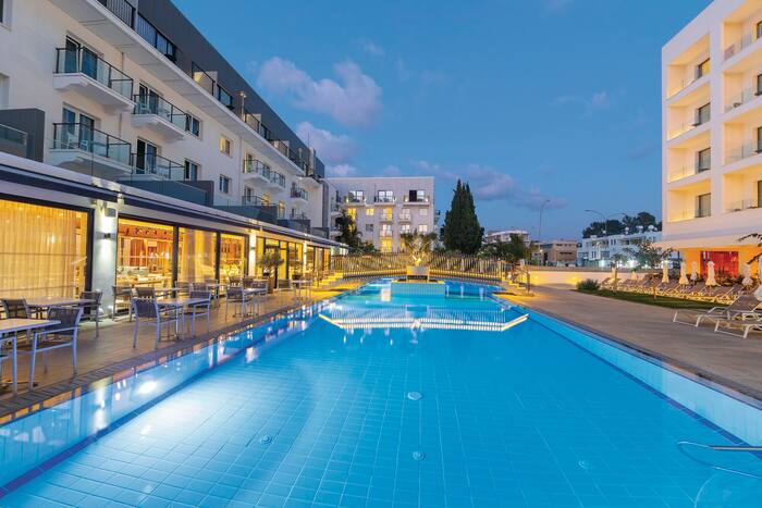 Anemi Hotel & Suites in Paphos | TUI.co.uk