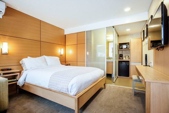 Mount Robson Inn | Jasper | Crystal Ski