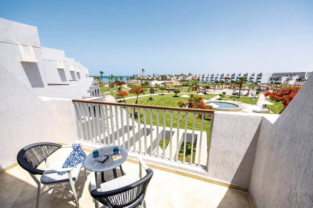 TUI BLUE Crystal Bay Resort in Hurghada | TUI.co.uk