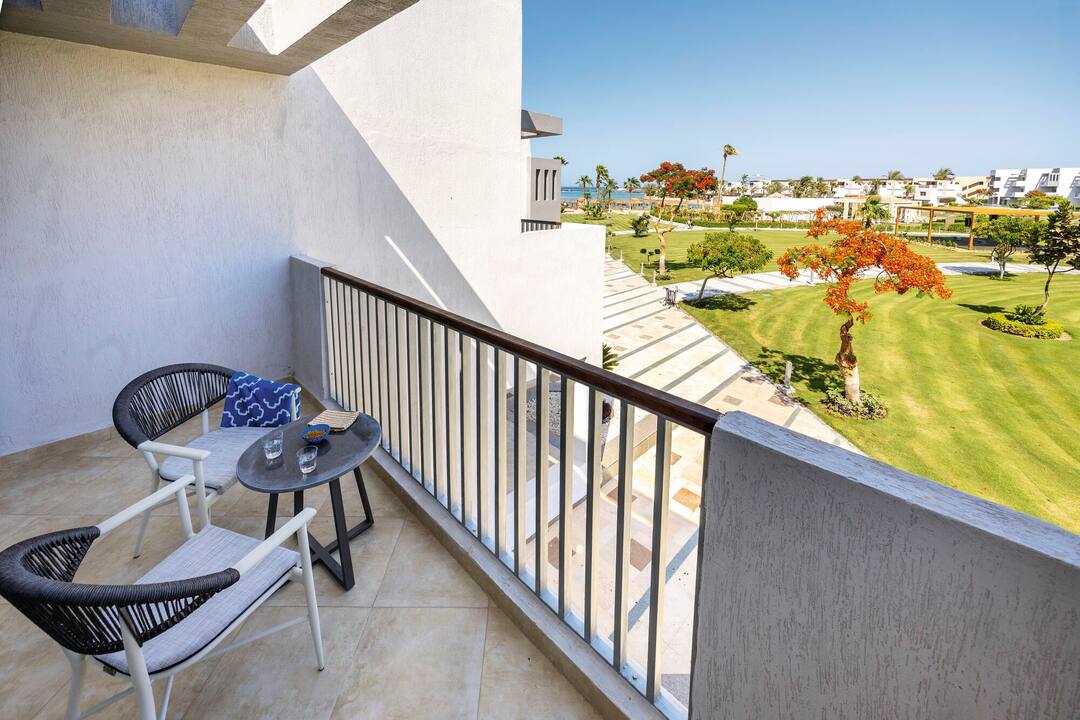 TUI BLUE Crystal Bay Resort in Hurghada | TUI.co.uk