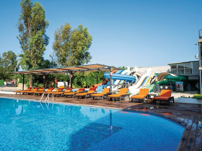 Bodrum Beach Resort in Gümbet | TUI.co.uk