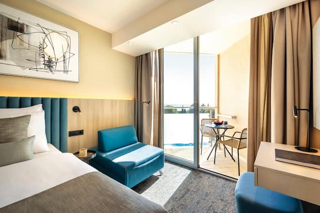 Aminess Vival Maestral Hotel in Novigrad | TUI.co.uk