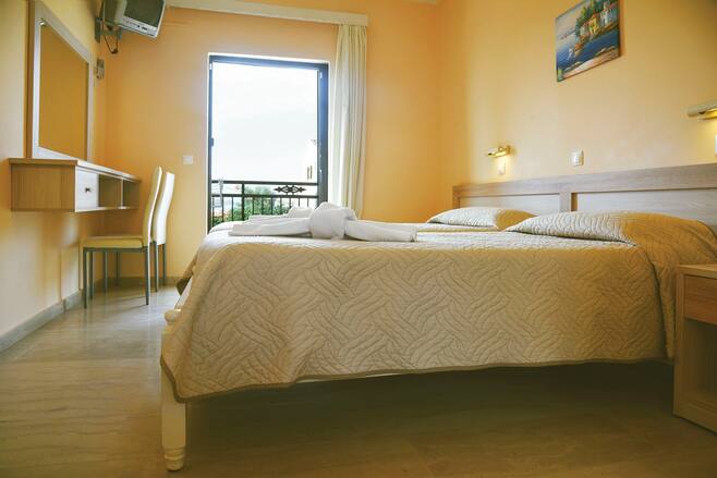 Kaloudis Village Apartments in Arilas | TUI.co.uk