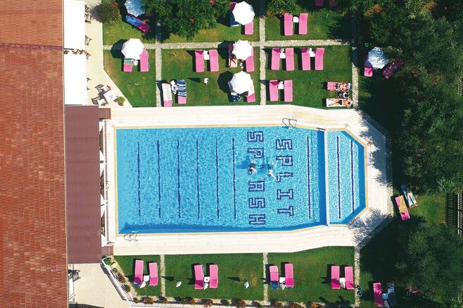Kaloudis Village Apartments in Arilas | TUI.co.uk