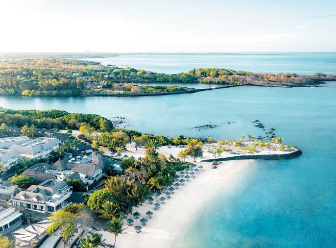 Radisson Blu Azuri Resort & Spa in Haute Rive | TUI.co.uk