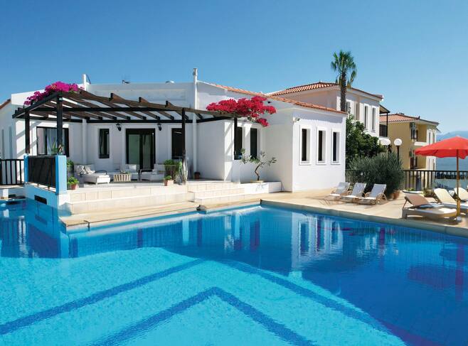 Sirena Seaside Resort in Kambos | TUI.co.uk